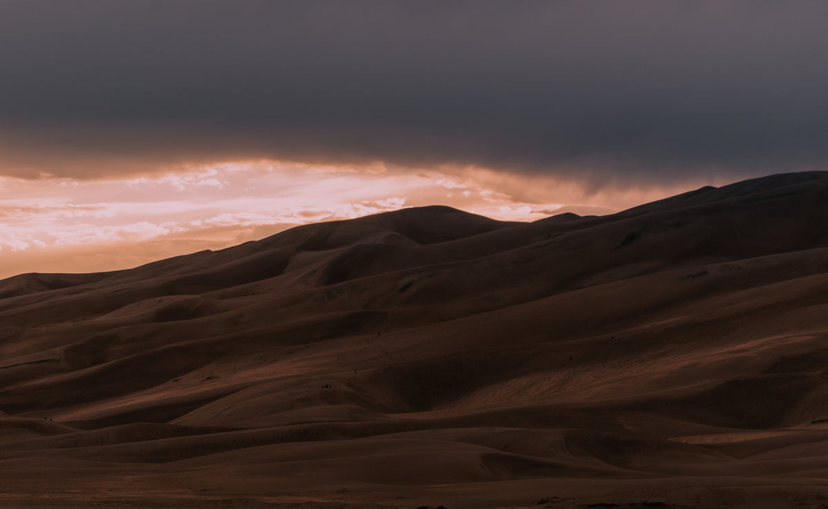 Cloudy Sunset Desert - Free Stock Photo – Pixel Surplus